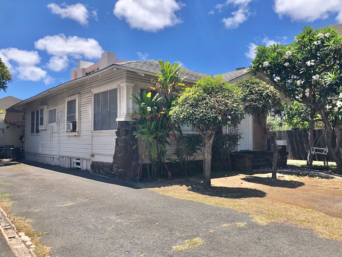 1427 Whitney St Unit 1427 Whitney Street (FRONT), Honolulu, HI 96822 ...