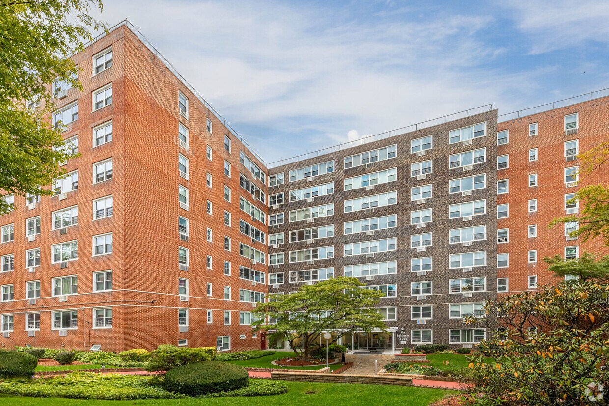 The Highlander Hall - Apartments in Jamaica, NY | Apartments.com