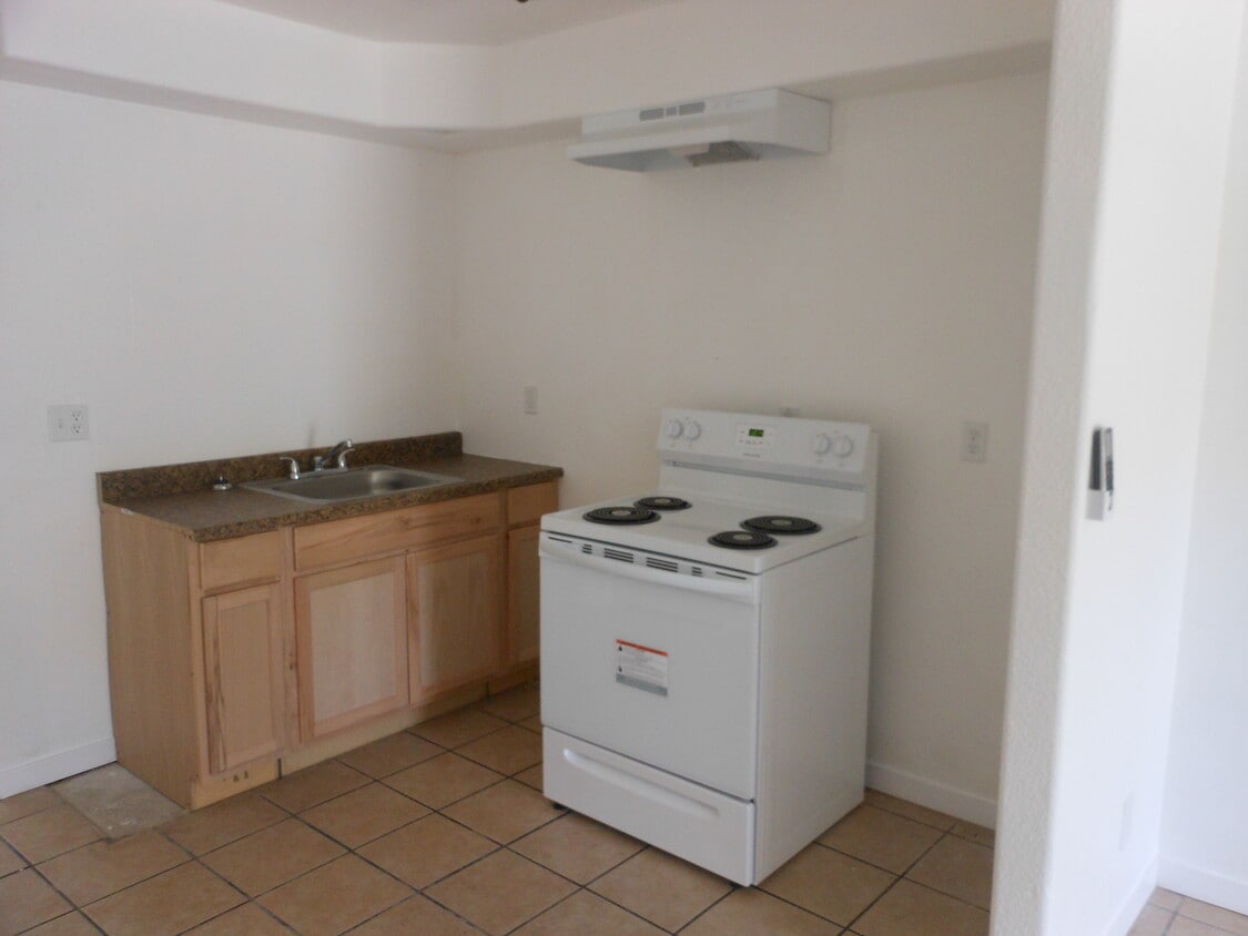 296 E 11th St Unit 5, Merced, CA 95341 - 296 E 11th St Merced, CA 95341 ...