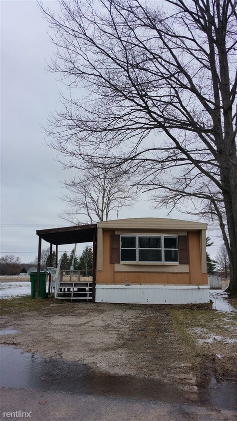 805 Big Bear Rd, Birch Run, MI 48415 - Condo for Rent in Birch Run, MI ...