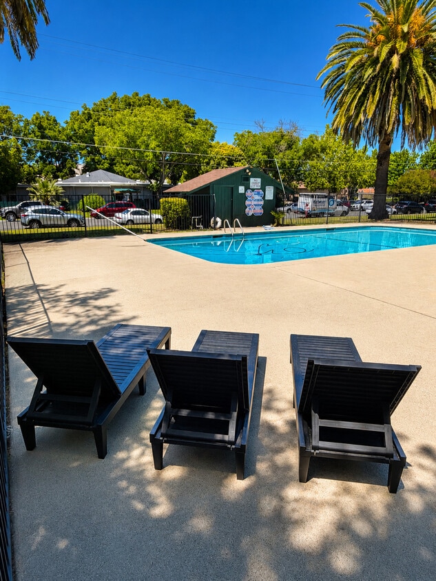 Riverside Apartments - 161-261 Cohasset Ln Chico, CA 95926 | Apartments.com
