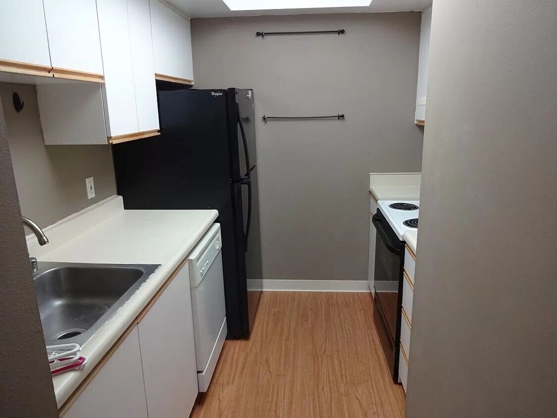 4620 Reka Dr Unit B15, Anchorage, AK 99508 - Condo for Rent in ...