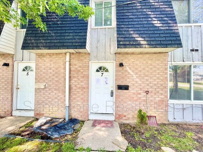5520 Beavercrest Dr Unit #7, Lorain, OH 44053 - Condo for Rent in ...