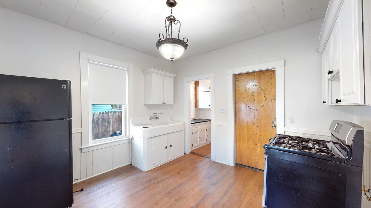128 Elm St Unit 1, Cambridge, MA 02139 - 128 Elm St Cambridge, MA 02139 ...