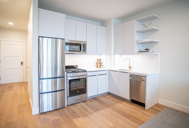 The Selby - 695 Merrick Ave Westbury, NY - Apartments for Rent in ...