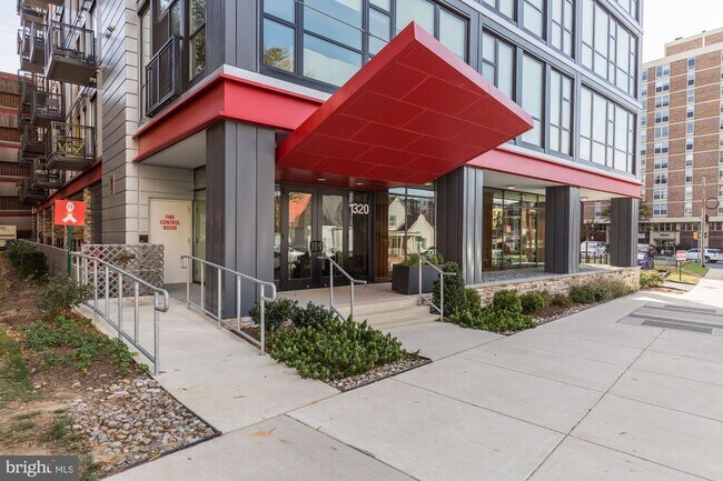 1320 Fenwick Ln Unit 708, Silver Spring, MD 20910 - Condo for Rent in ...