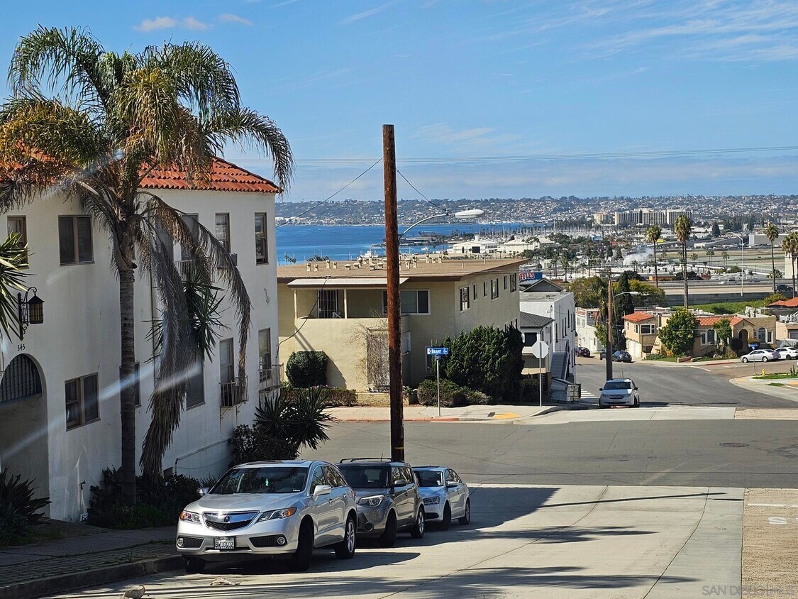 345 W Juniper St Unit 1, San Diego, CA 92101 - Condo for Rent in San ...