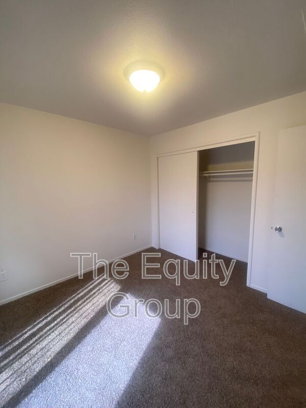 526 S Bridge St Unit E, Visalia, CA 93277 - Condo for Rent in Visalia ...