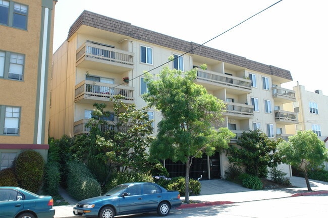 Antisells Villa Apartments for Rent with a Living Room - Berkeley, CA ...