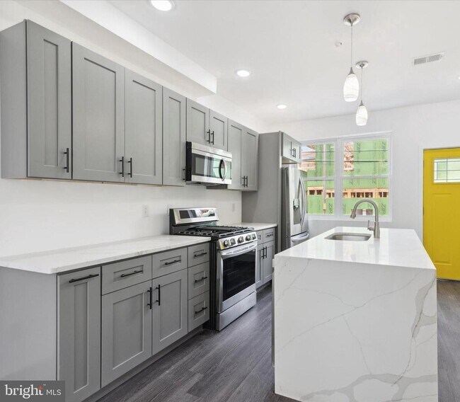 2407 W Seybert St, Philadelphia, PA 19121 - Townhome Rentals in ...