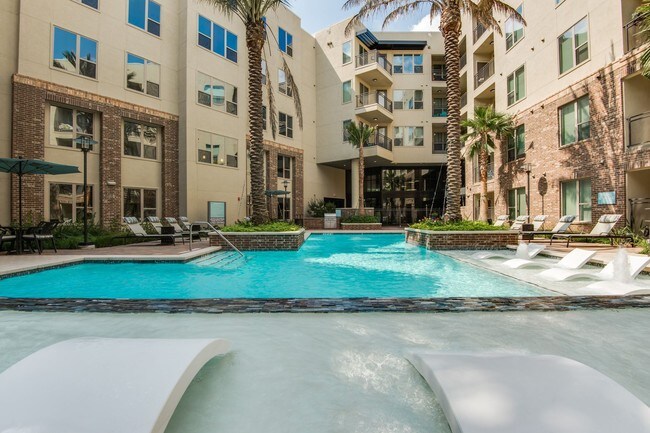 Memorial West Apartments - Houston, TX | Apartments.com