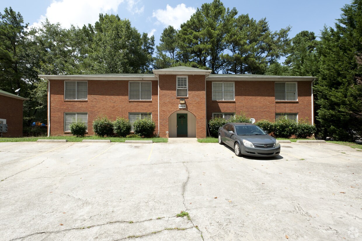 6684 Chupp Rd, Lithonia, GA 30058 - 6684 Chupp Rd Lithonia, GA 30058 ...