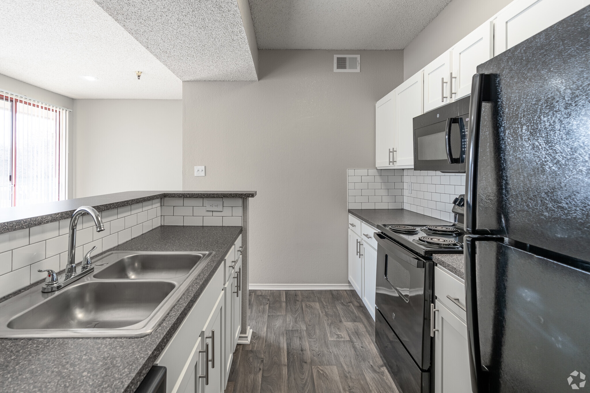 Jefferson Place - 6306 N MacArthur Blvd Irving, TX 75039 | Apartments.com