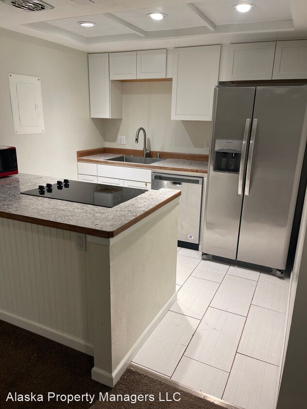 4670 Reka Dr, Anchorage, AK 99508 - House Rental in Anchorage, AK ...