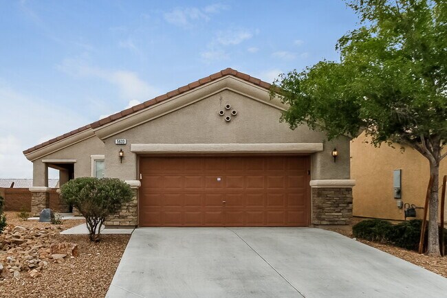 Santa Rosa Apartments for Rent with a Garage - North Las Vegas, NV ...