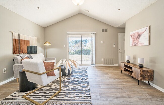 Lancaster Ridge - Apartments in Canton, GA | Apartments.com