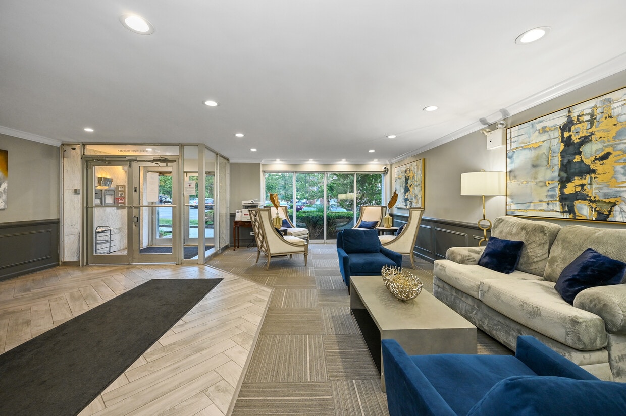 Silver Lake Apartments - 937 Victory Blvd Staten Island, NY 10301 ...