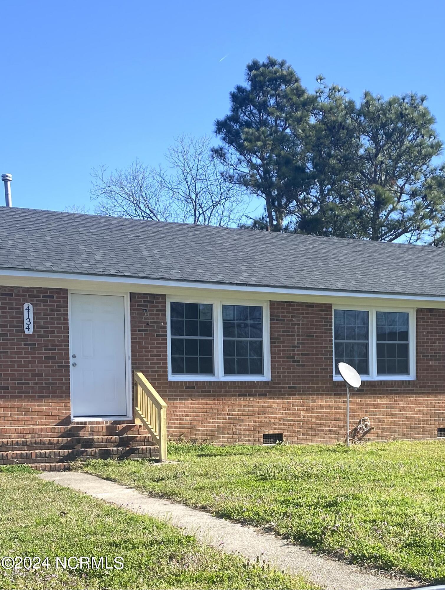 4134 Corbett Cir Unit B, Farmville, NC 27828 - Room for Rent in ...