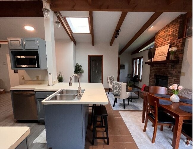 Parma Circle Apartments for Rent with Hardwood Floors - Parma, OH - 28 ...