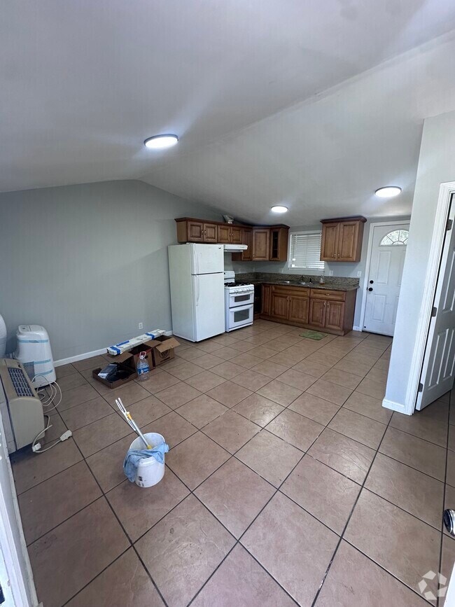 Duplex for Rent in Compton, CA | Apartments.com