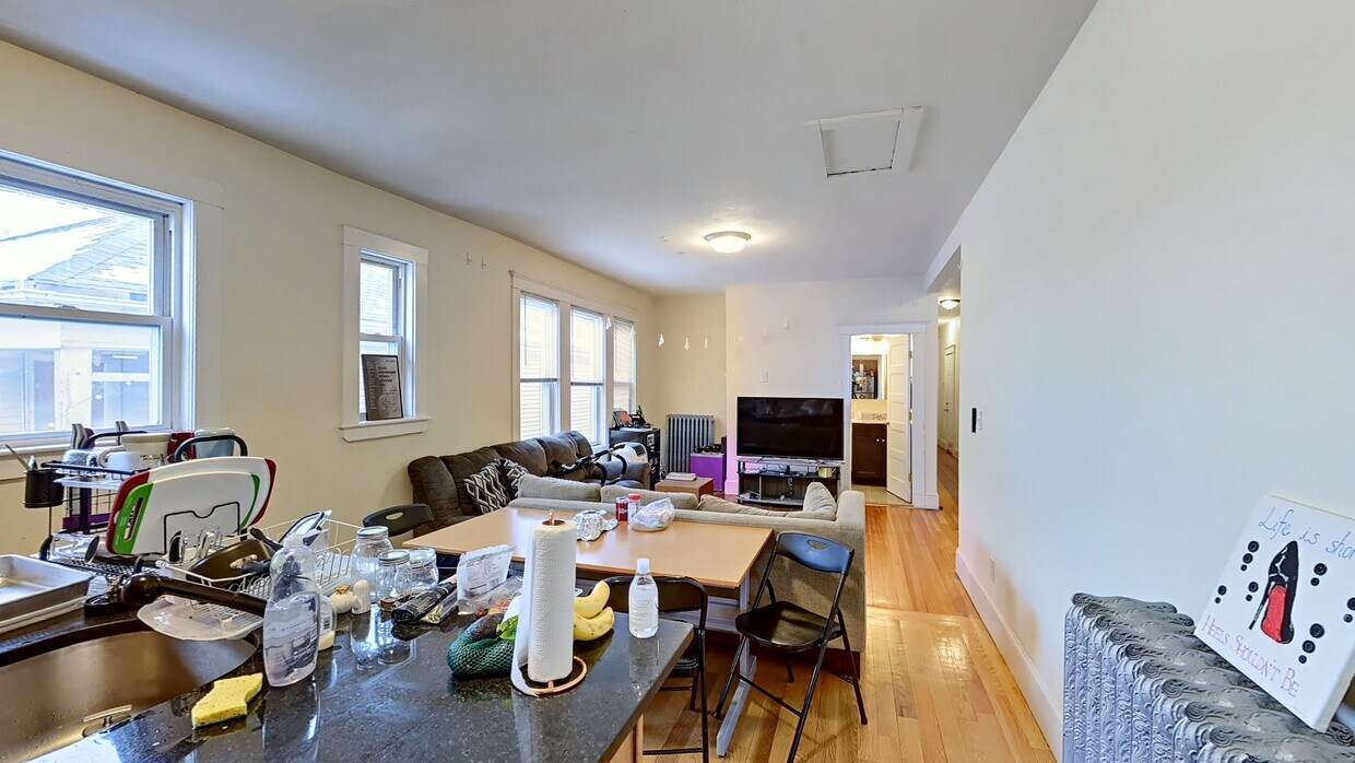 95 Hillside St Unit 3, Boston, MA 02120 - Condo for Rent in Boston, MA ...
