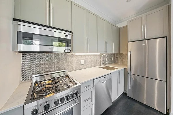 392 Clinton Ave, Brooklyn, NY 11238 | Apartments.com