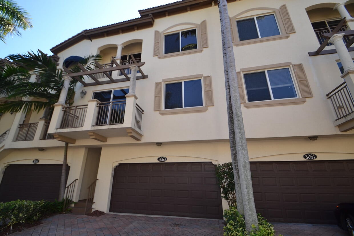 3063 Waterside Cir, Boynton Beach, FL 33435 - Townhome Rentals in ...