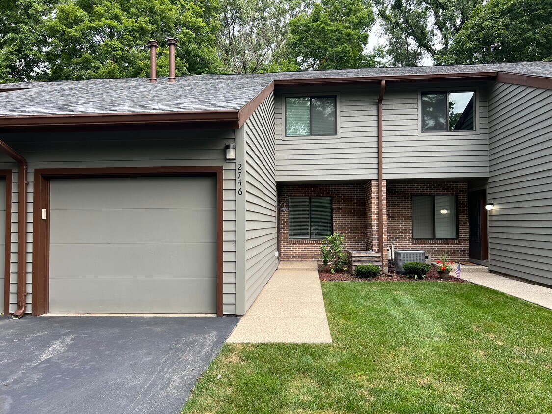 2746 Old Mill Dr Racine, WI 53405 - Alquileres en Racine, WI ...