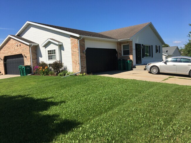 Quinn Ranch Apartments for Rent - Mcfarland, WI - Updated Today ...