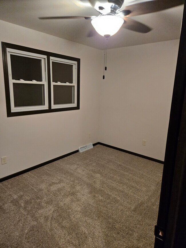 773 Wanda Ave, Neenah, WI 54956 - Townhome Rentals in Neenah WI ...