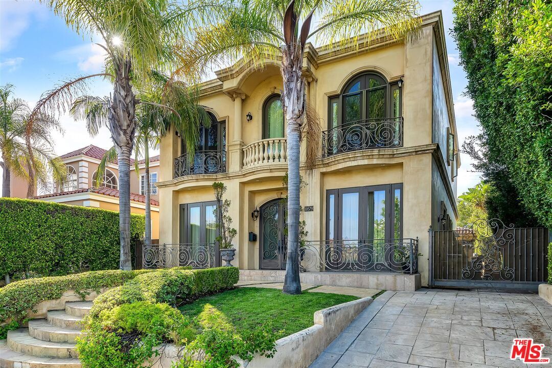10579 Holman Ave, Los Angeles, CA 90024 - House Rental in Los Angeles ...
