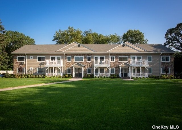 196-206 Jefferson Ave Unit 2C, Saint James, NY 11780 - Room for Rent in ...