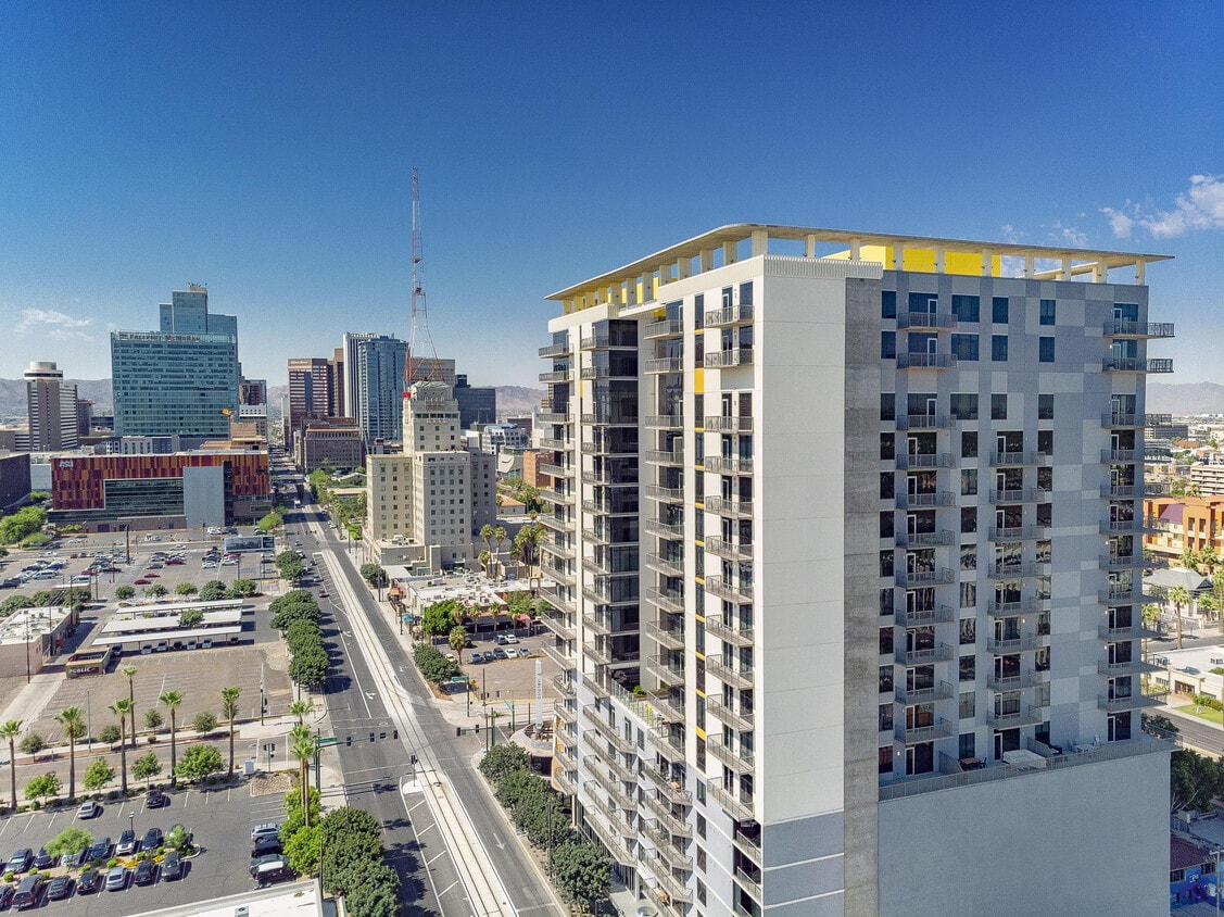 Downtown X Phoenix tower construction shuts down, owners won't comment ...