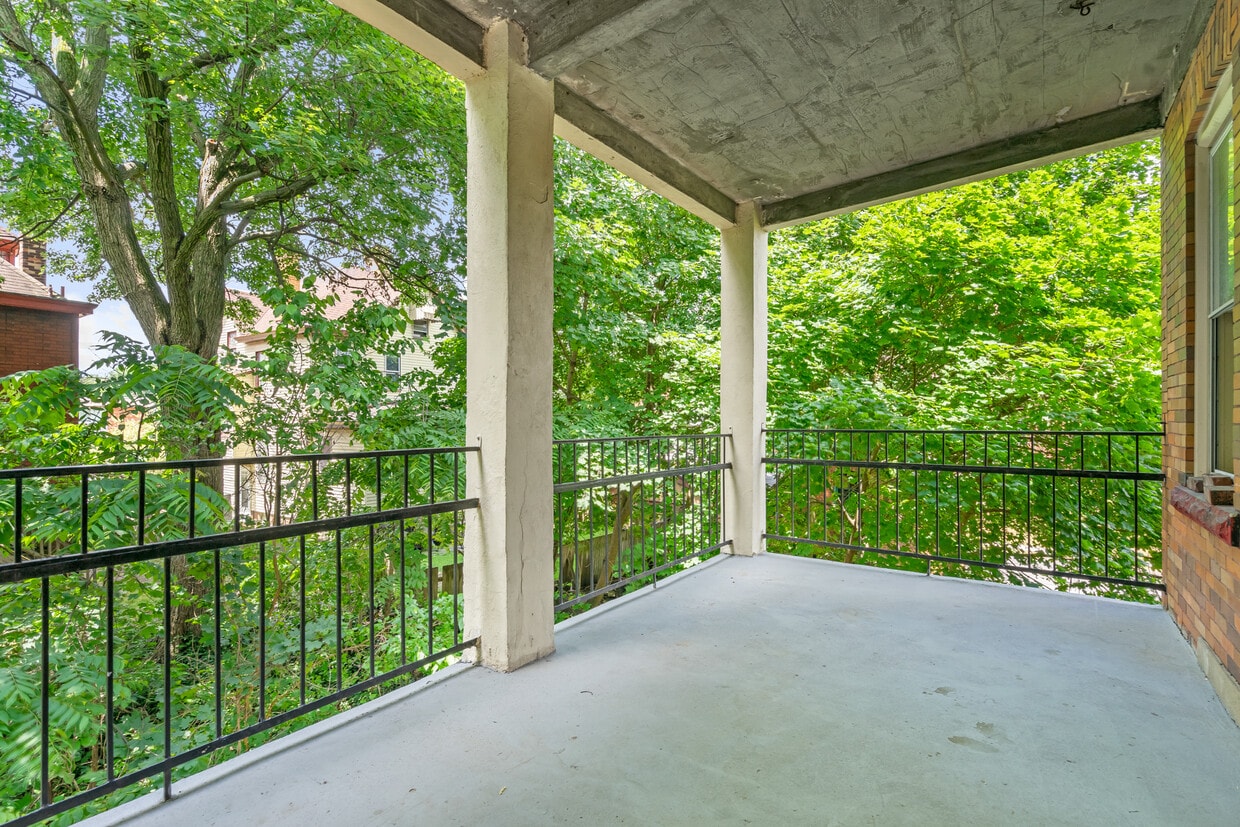 Alta Vista Apartments - 139 Lincoln Ave Pittsburgh, PA 15202 ...
