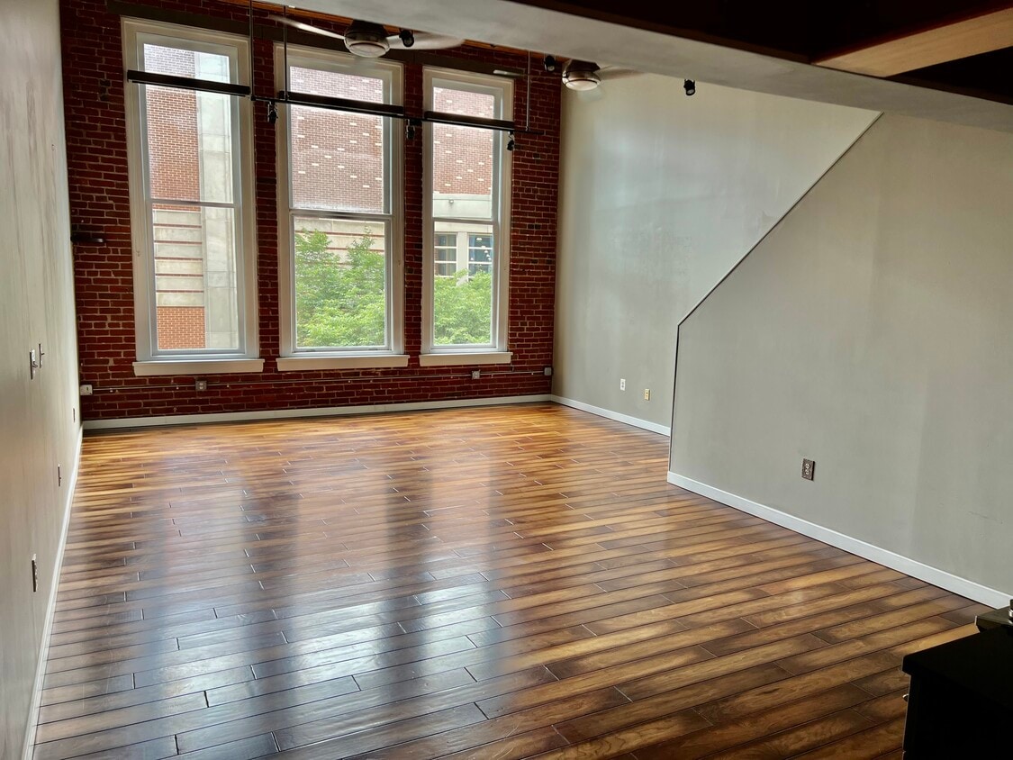 1027 Arch St Unit 305, Philadelphia, PA 19107 - Condo for Rent in ...