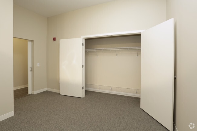 Flats on Fifth Apartments - Pittsburgh, PA | Apartments.com