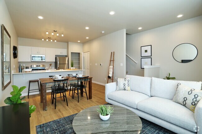 Evergreen Village at Delta Ridge - Apartments in Eugene, OR ...