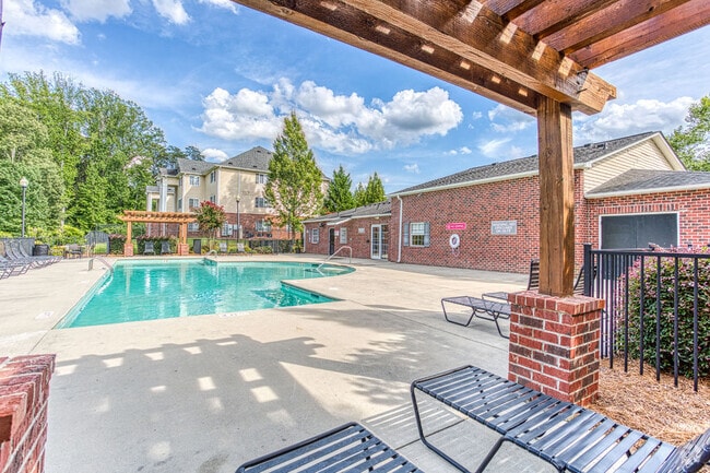 Northwest Greensboro Gated Apartments for Rent - Greensboro, NC - 159 ...