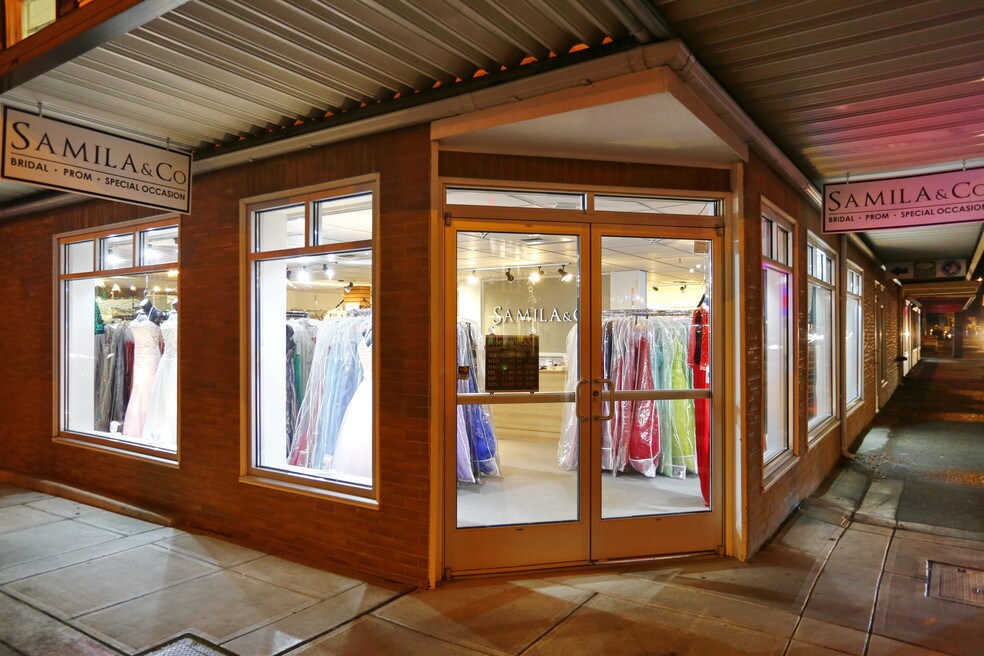 Downtown Redmond - Redmond, WA: Guía de Vecindarios | Apartments.com