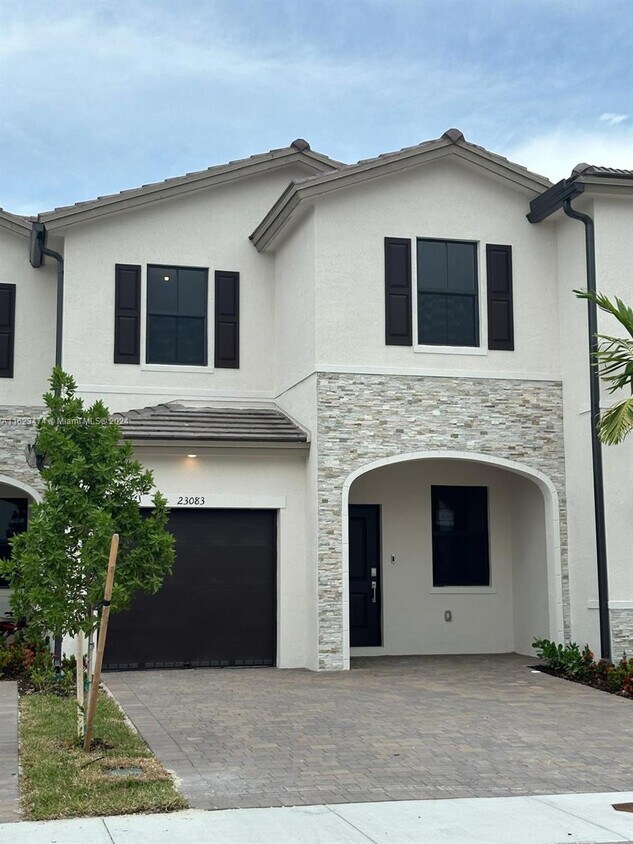 23083 SW 129th Pl Goulds, FL 33170 - Alquileres en Goulds, FL ...