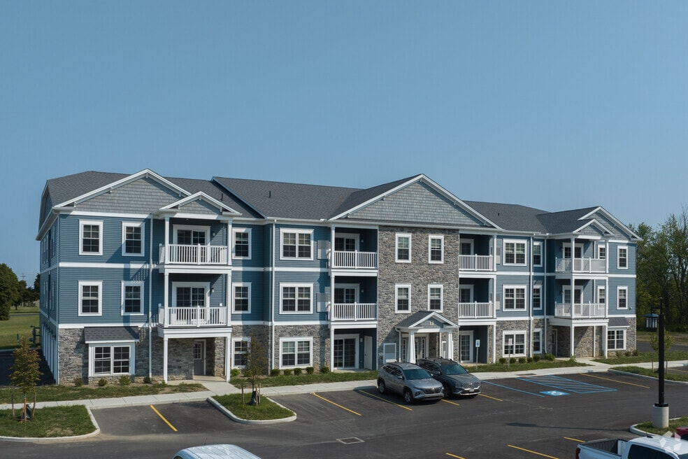 Apartments for Rent with High Ceilings Near Liberty Park | Apartments.com