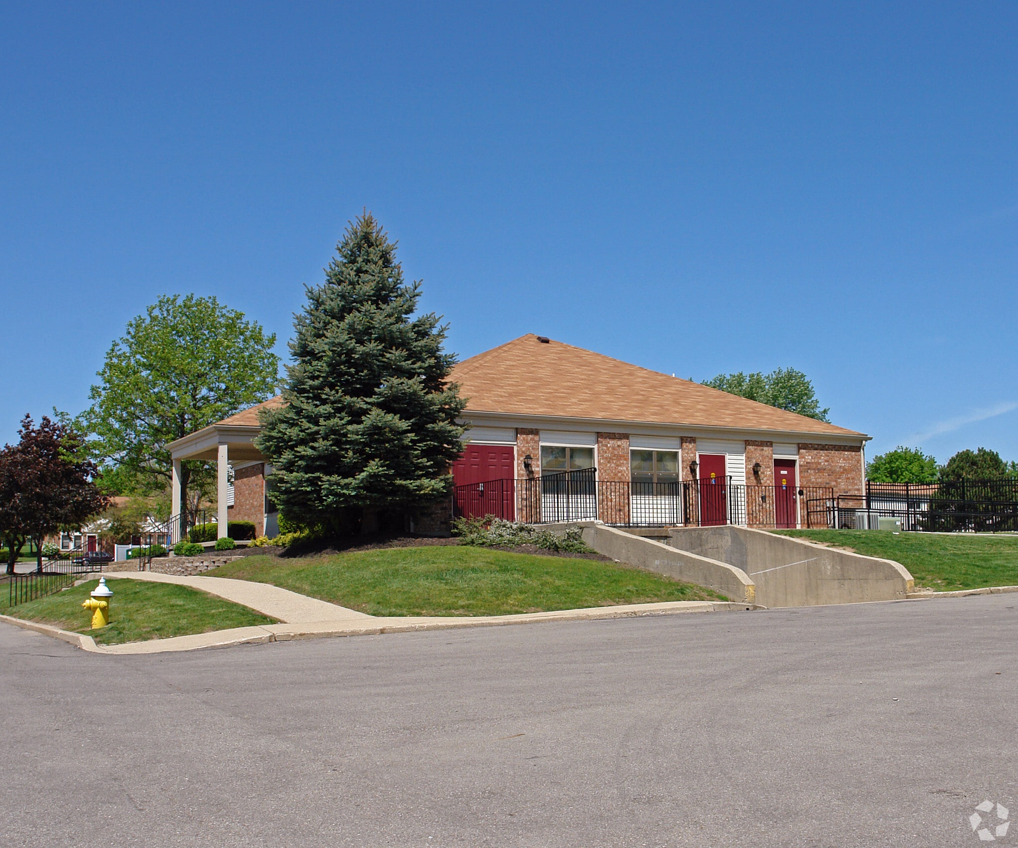 Chevy Chase Park - 41 Loganwood Dr Dayton, OH 45458 | Apartments.com