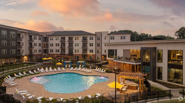 The Lakes Apartments for Rent with EV Charging - Raleigh, NC - Updated ...