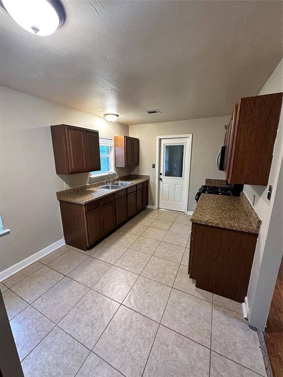 5758 Belneath St, Houston, TX 77033 - House Rental in Houston, TX ...
