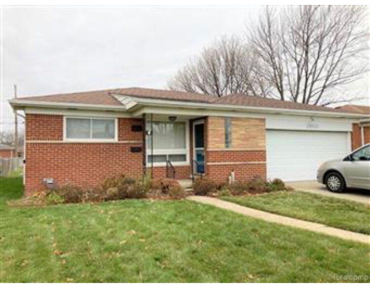 28621 Gilbert Dr, Warren, MI 48093 - House Rental in Warren, MI ...