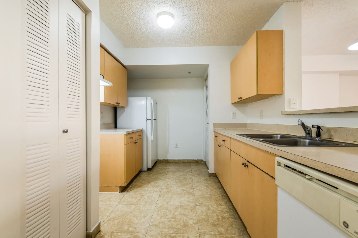 Santa Clara I - 1251 Nw 20th St Miami, FL 33142 | Apartments.com