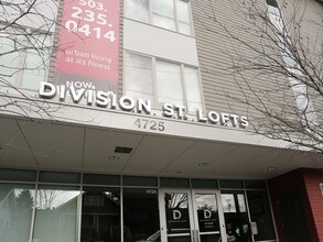 Division Street Lofts Rentals - Portland, OR | Apartments.com