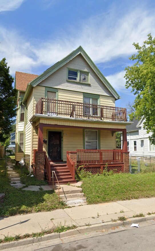 2753 N Holton St, Milwaukee, WI 53212 - 2753 N Holton St Milwaukee, WI ...