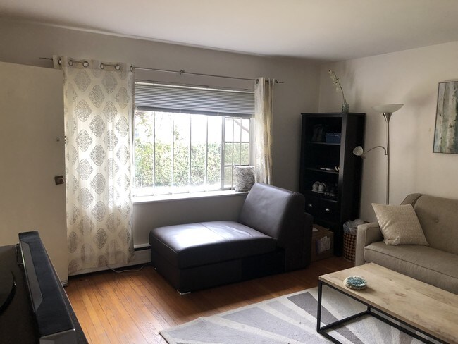 160 Waterman St, Providence, RI 02906 - Condo for Rent in Providence ...