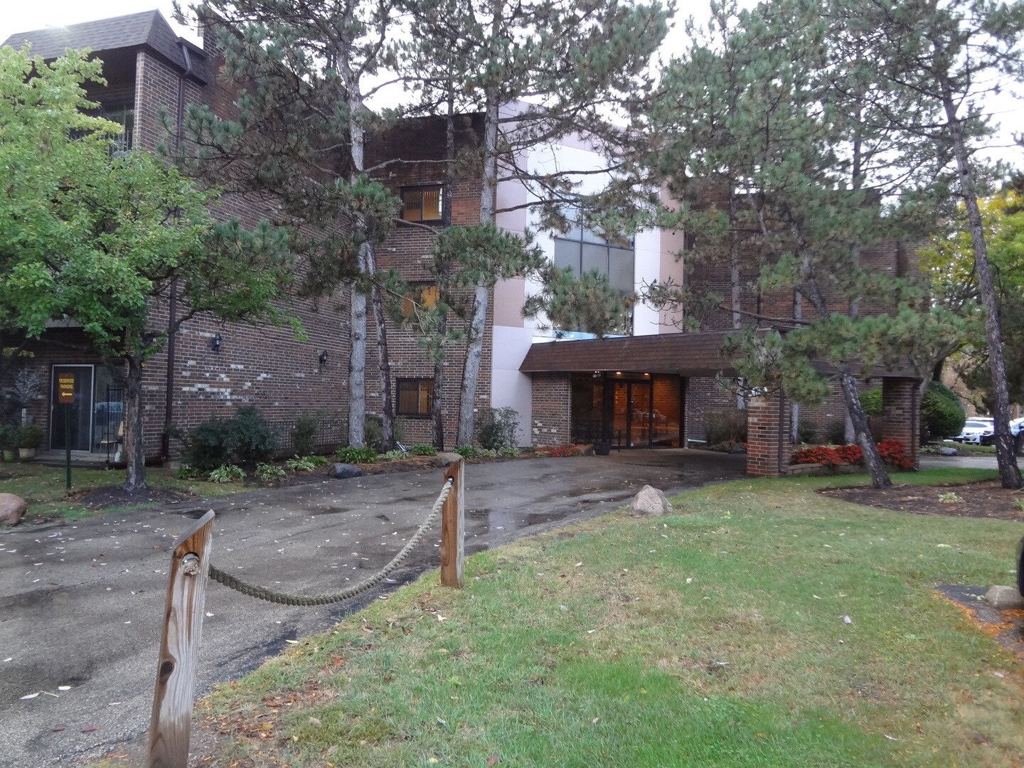1026 Castilian Ct Unit 111, Glenview, IL 60025 - Condo for Rent in ...